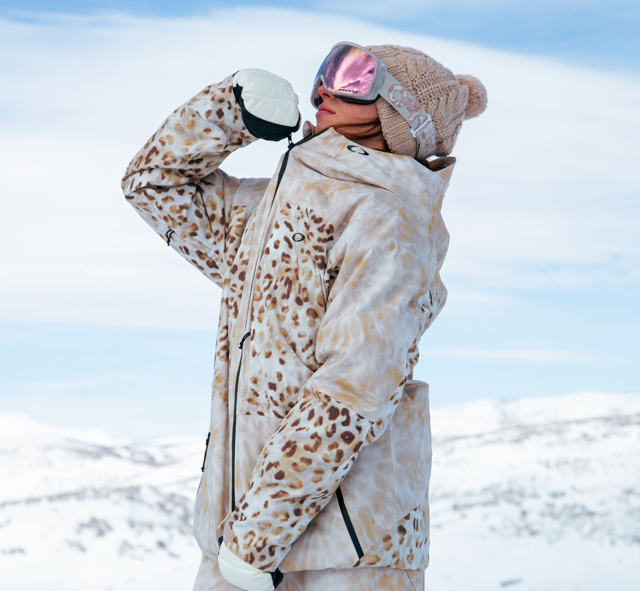 Why Oakley is the Ultimate Snowboarding Companion! - Blog